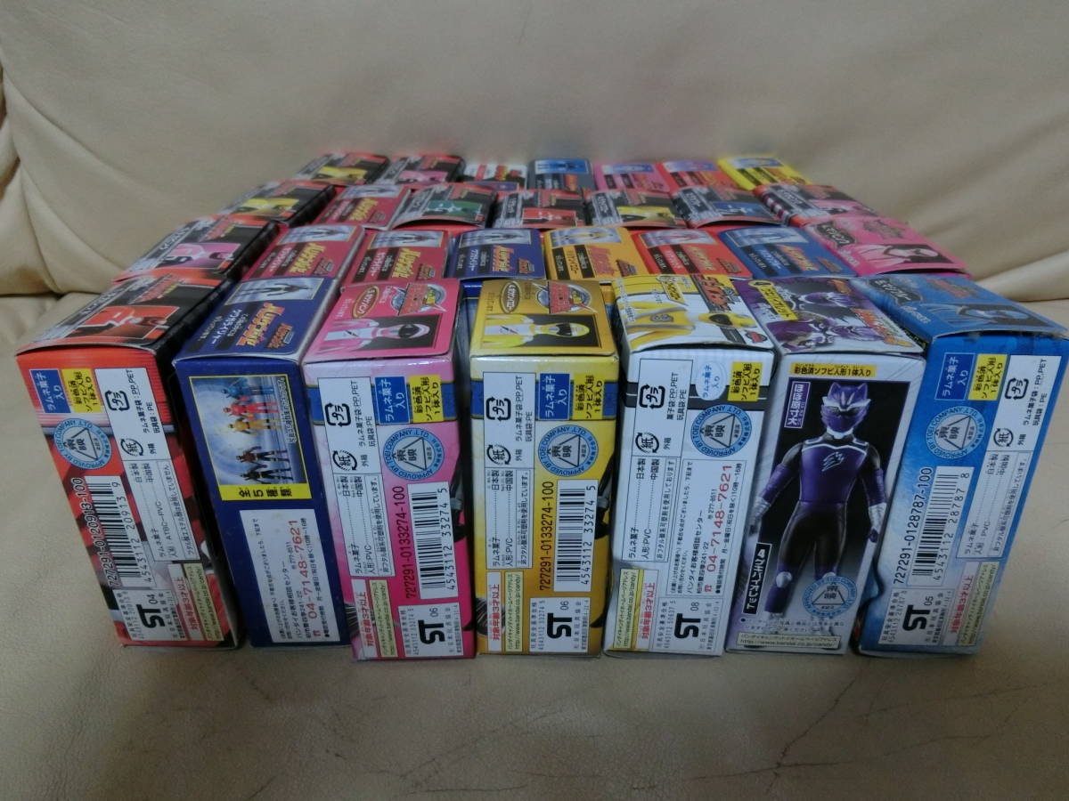 代購代標第一品牌－樂淘letao－BANDAI 食玩ミニソフビ 戦隊ヒーローギンガマン、ガオレンジャー、ハリケンジャー、デカレンジャー他です。