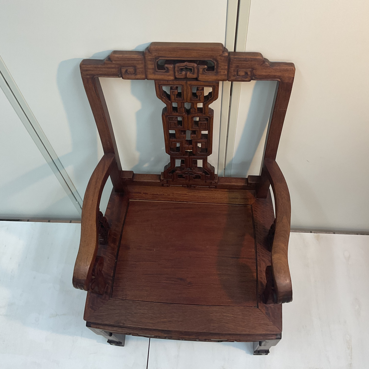 Yahoo!オークション - 【伝統高級家具】唐木 花梨無垢材 椅子 Yahoo!オークション - 【伝統高級家具】唐木 花梨無垢材 椅子