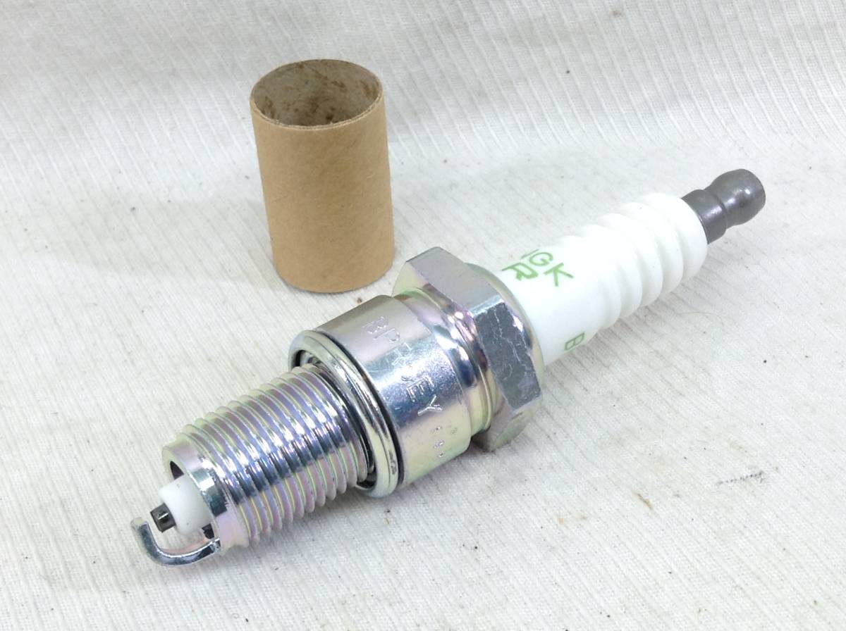Yahoo!オークション - TT-2945 NGK 2828 BPR5EY スパークプラグ 未使用...