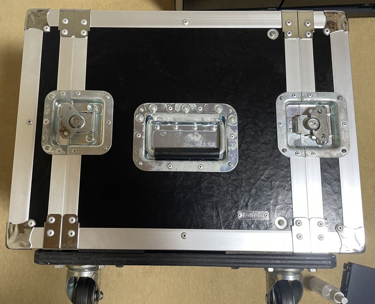 Yahoo!オークション - armor 8Uラック アルモア 8Uラックキャスター付...