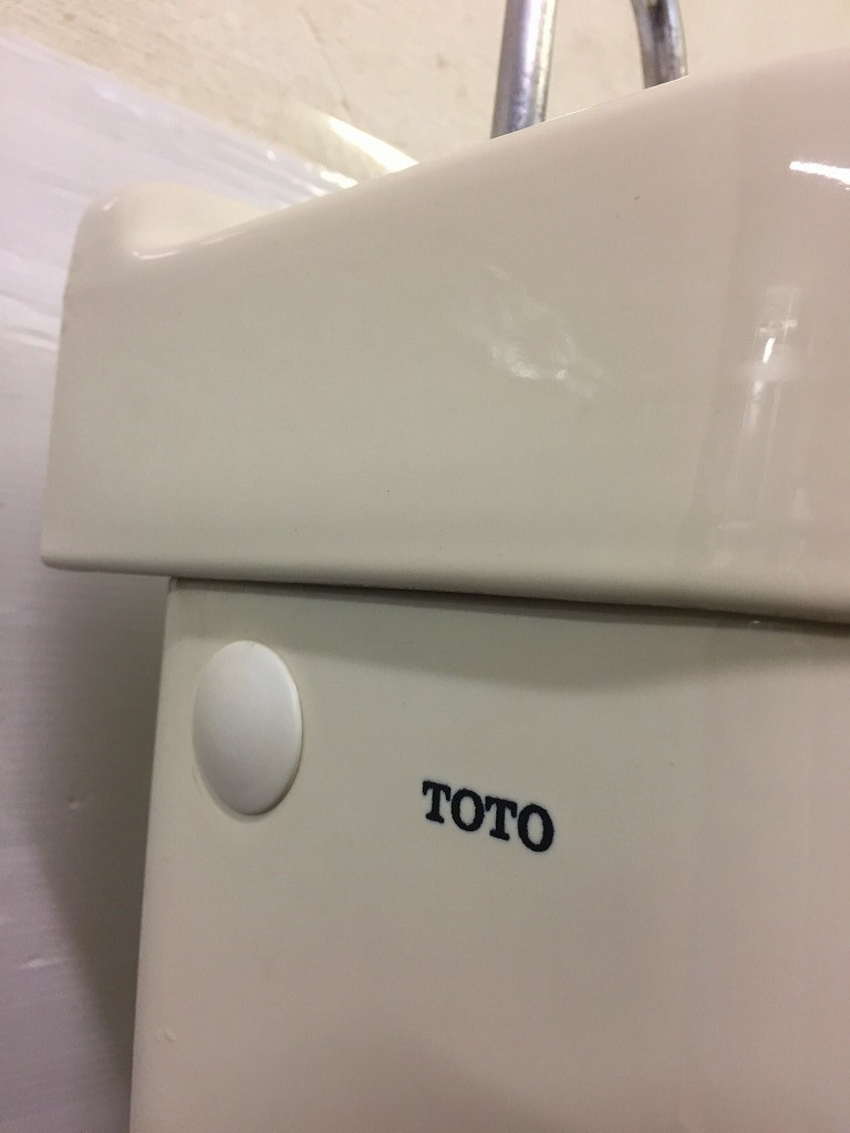 Yahoo!オークション - 【ジャンク】TOTO トイレ便器(床下排水) 洋式便...