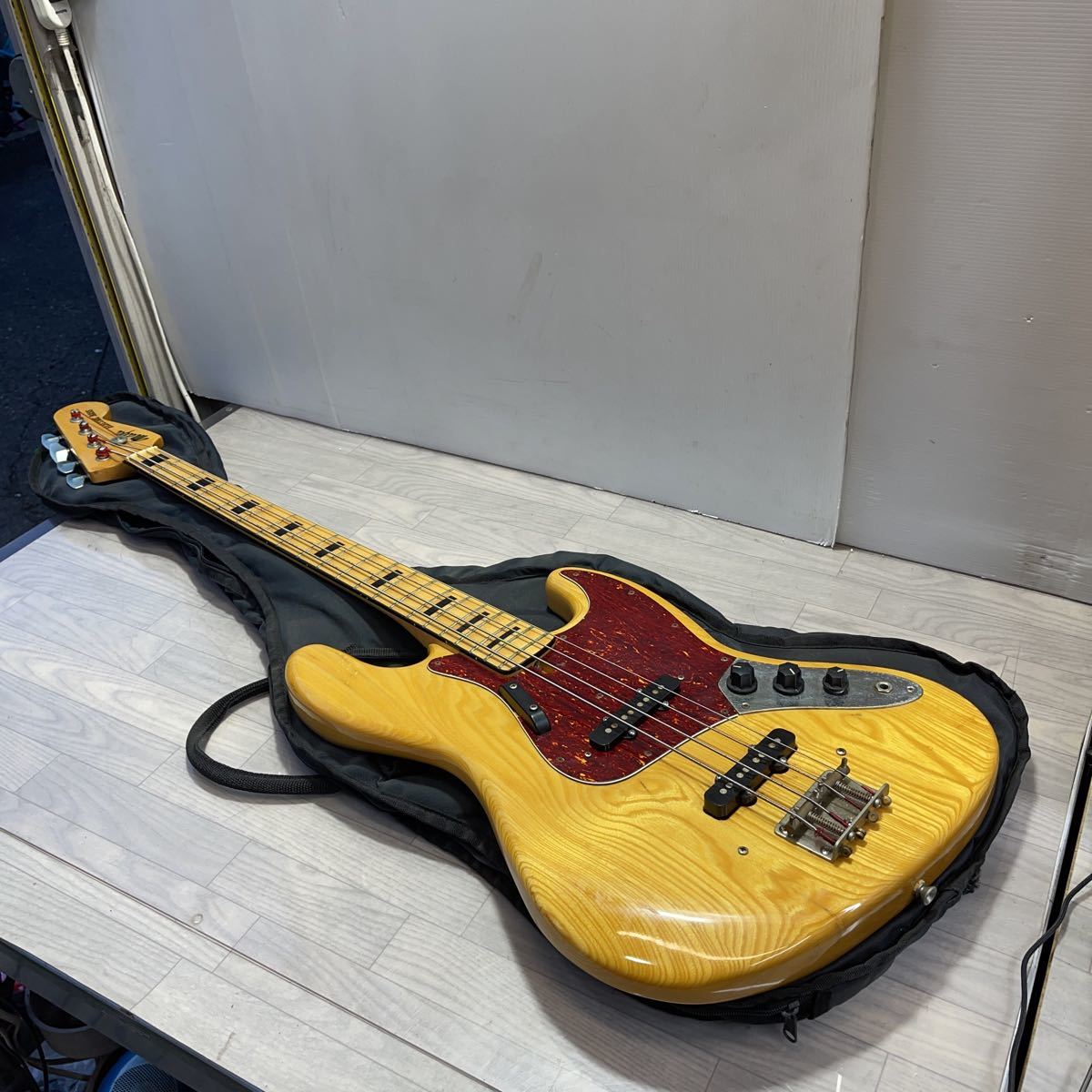 Yahoo!オークション - Maya エレキベースELECTRIC BASS【ジャンク】