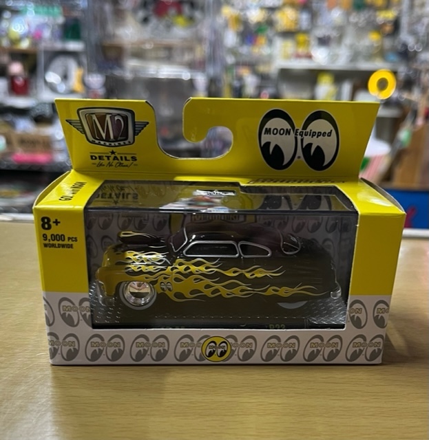 Yahoo!オークション - 1/64 M2 X MOON Equipped 1949 MERCURY MOONEYES...