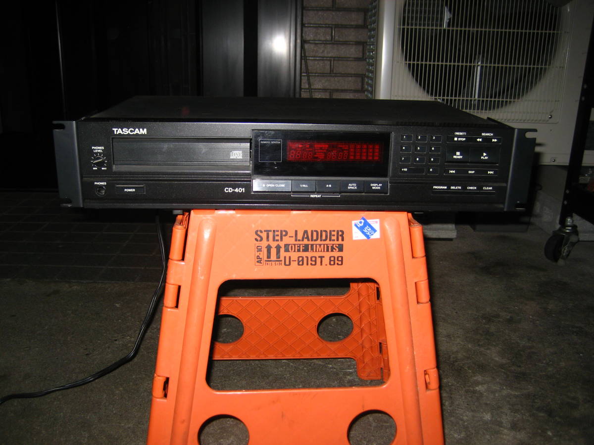 Yahoo!オークション - TASCAM CD-401 CDデッキ ジャンク品