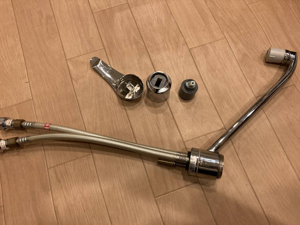 Yahoo!オークション - TOTO 台付シングル吐水シャワー切替混合水栓 TKJ...