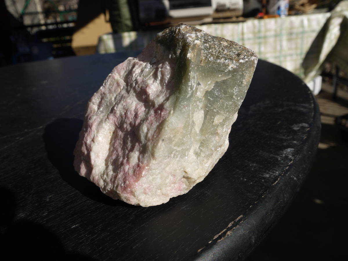 Yahoo!オークション - 【H21219】翡翠 ヒスイ 原石 740g 鉱物 産地不...