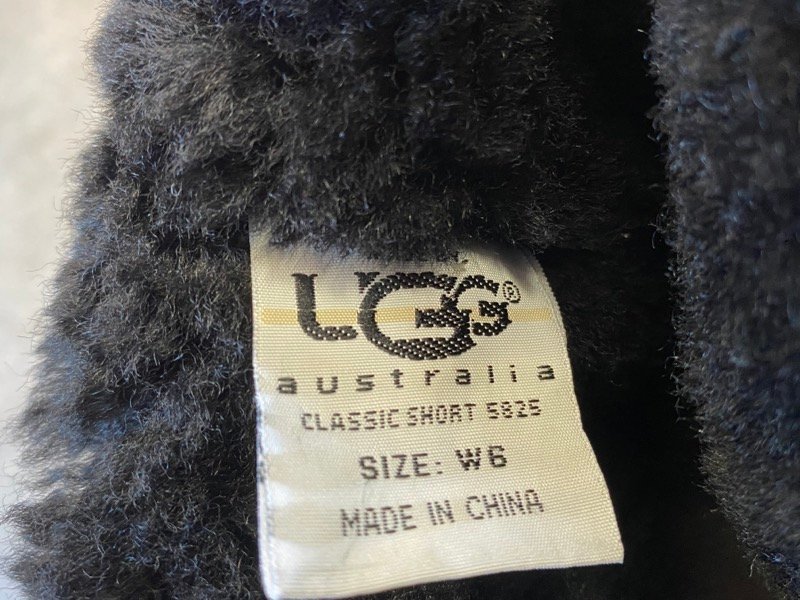Yahoo!オークション - UGG ムートンブーツ 靴 ブラック 黒 サイズW6 23...