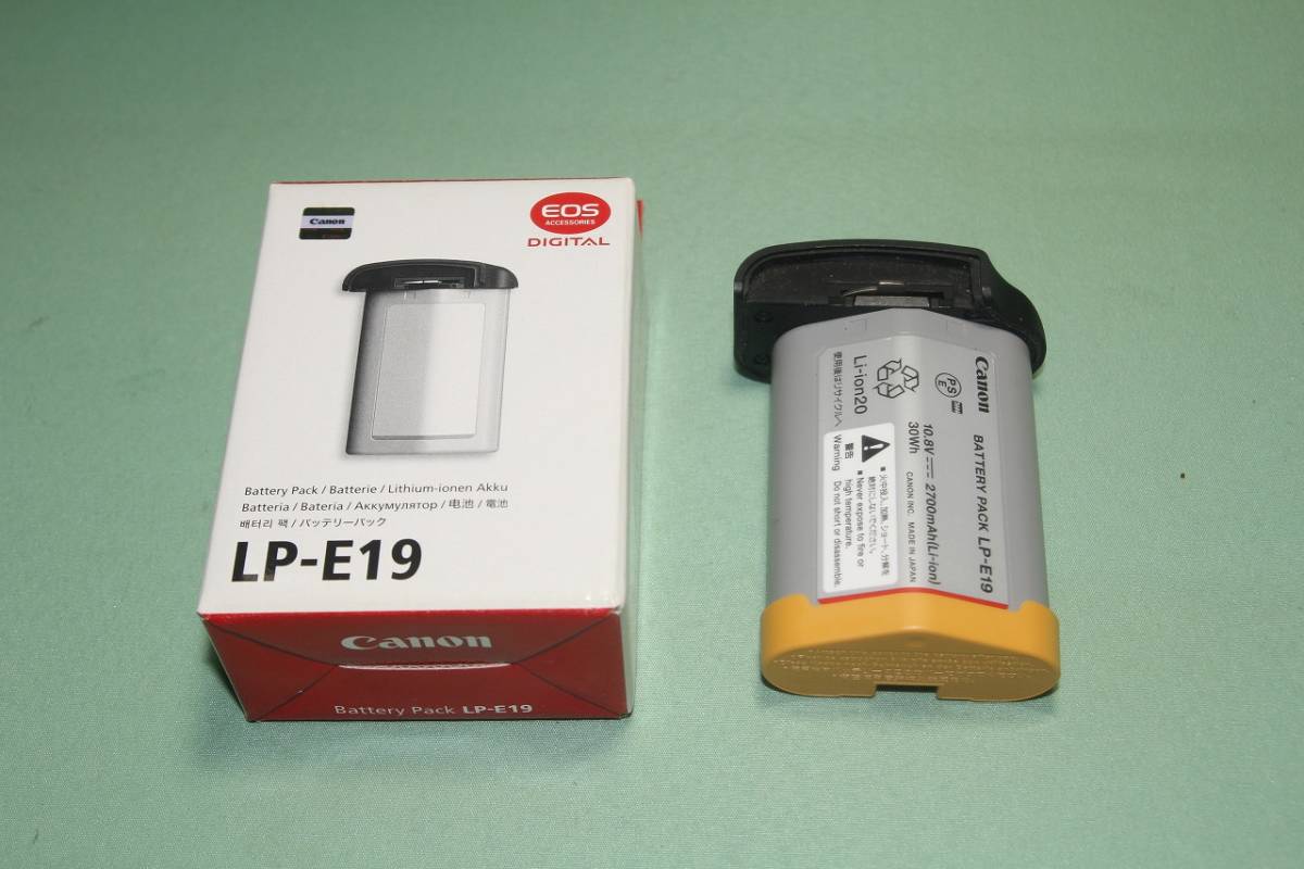 Yahoo!オークション - バッテリーパック LP-E19 中古品