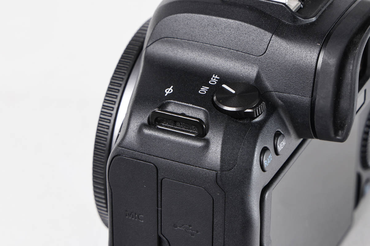 Yahoo!オークション - CANON R6 ボディ 中古美品 1円スタート 売り切り