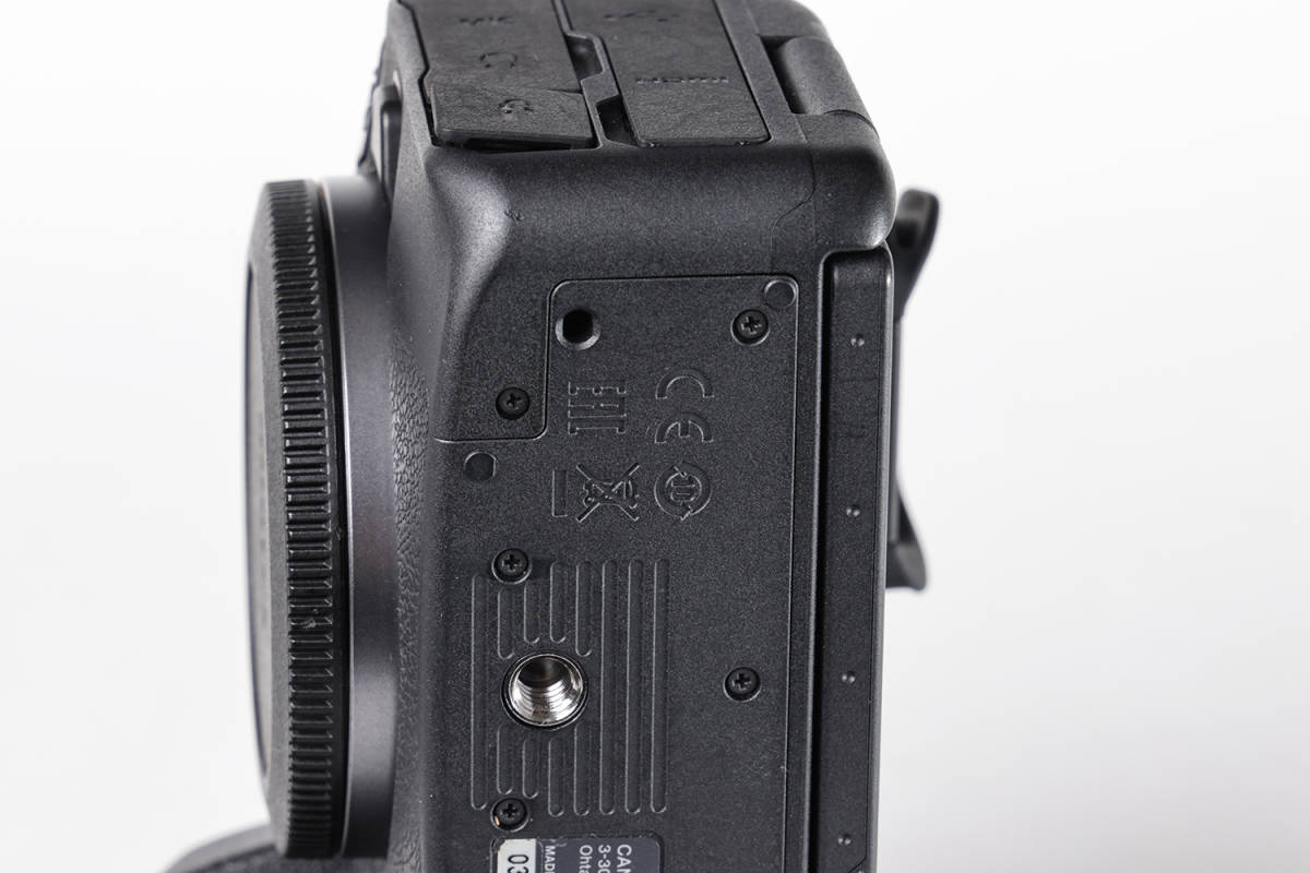 Yahoo!オークション - CANON R6 ボディ 中古美品 1円スタート 売り切り