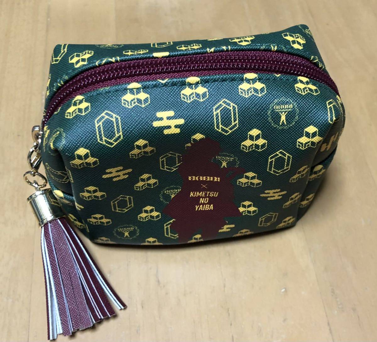 Yahoo!オークション - 鬼滅の刃 BABBI ポーチ 冨岡義勇