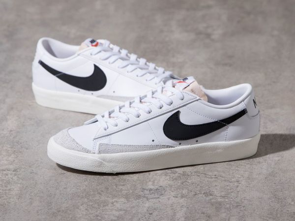 Yahoo!オークション - NIKE 26.5cm BLAZER LOW '77 VNTG DA6364-101 ナ...