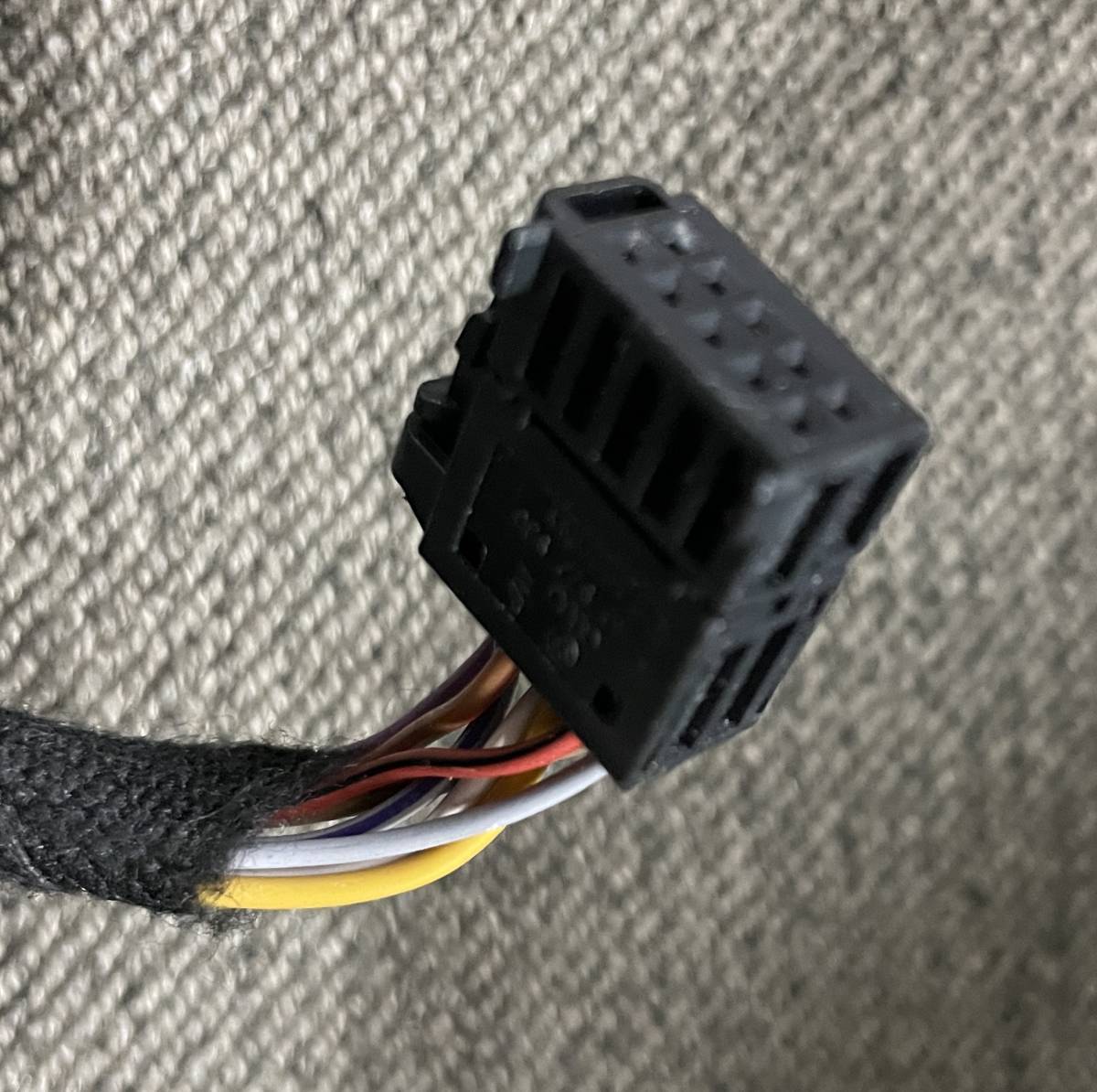 代購代標第一品牌－樂淘letao－VW ポロ 6R DBA-6RCBZ 1200CC 右 ドアミラー カプラー8P カラー番号 LD7R 現物品番: 6R0 857 934 B 中古品