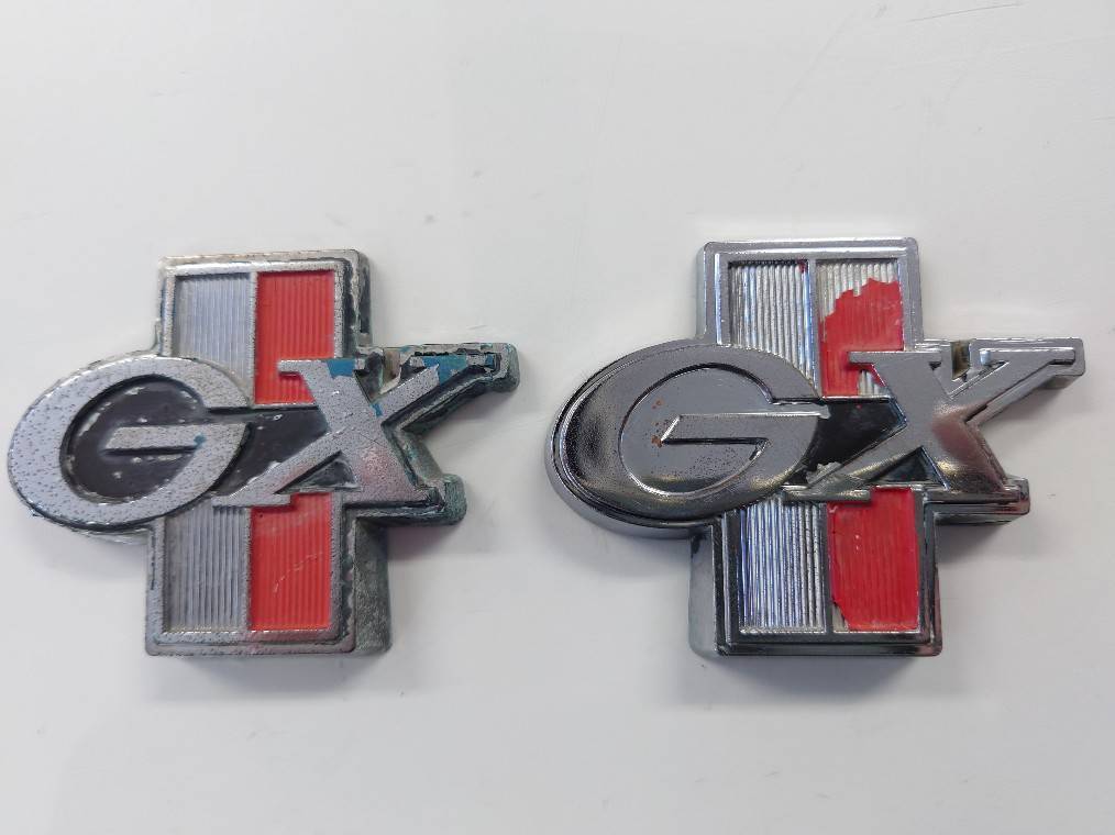 Yahoo!オークション - 絶版車 LC10W フロンテGX 左右サイドエンブレム...