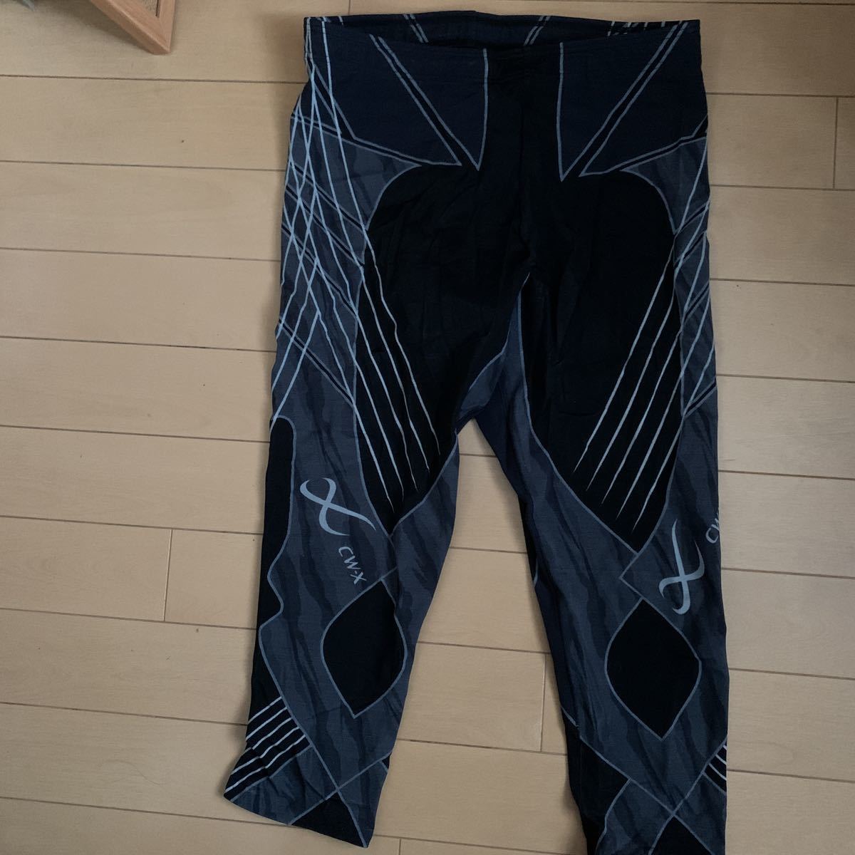 代購代標第一品牌－樂淘letao－☆CW-X スポーツタイツ HXO-586 メンズMサイズ セミロング 吸汗速乾 薄手 マラソンモデル ワコール