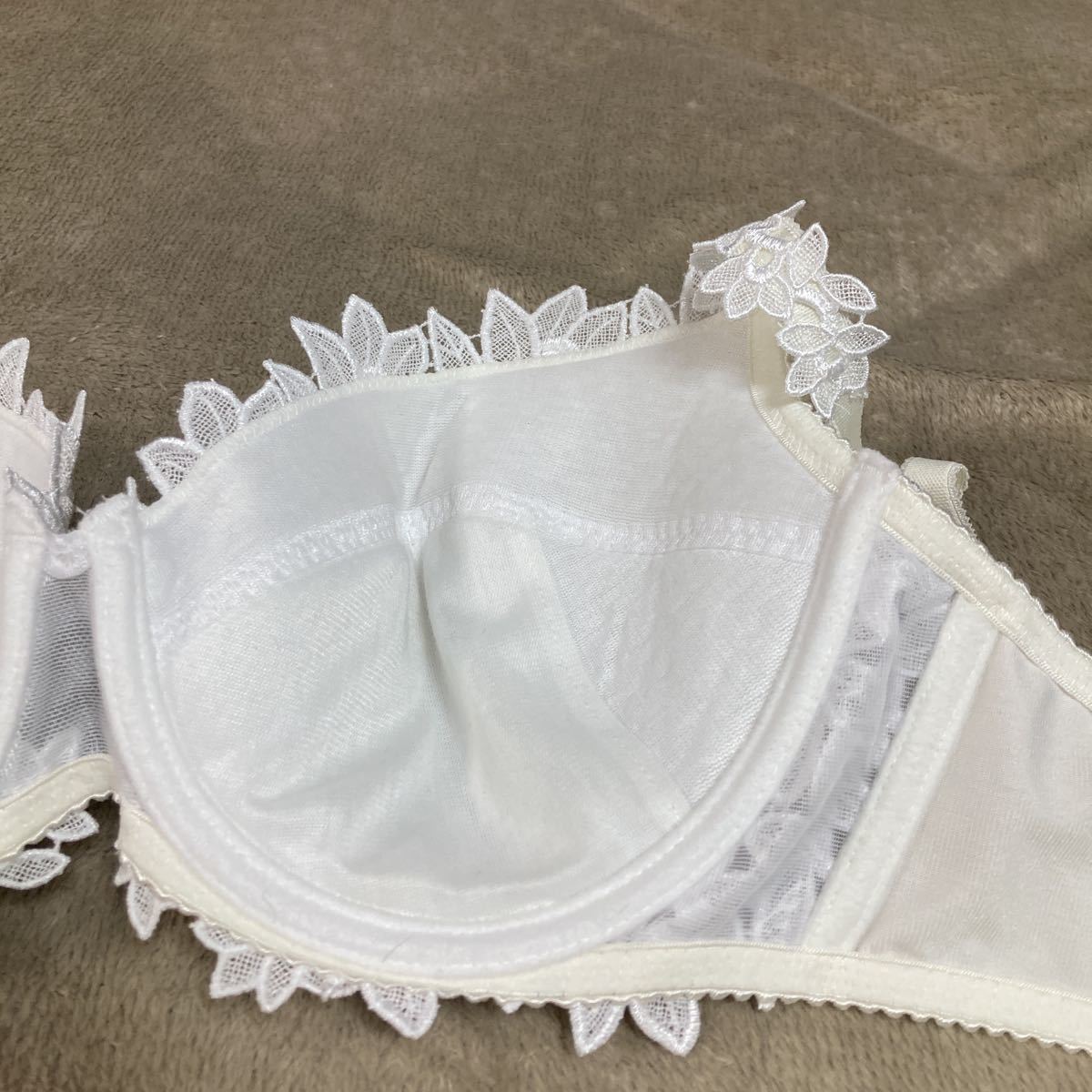 Yahoo!オークション - 新品タグ付 ワコール スタディオファイブ STUDIO...