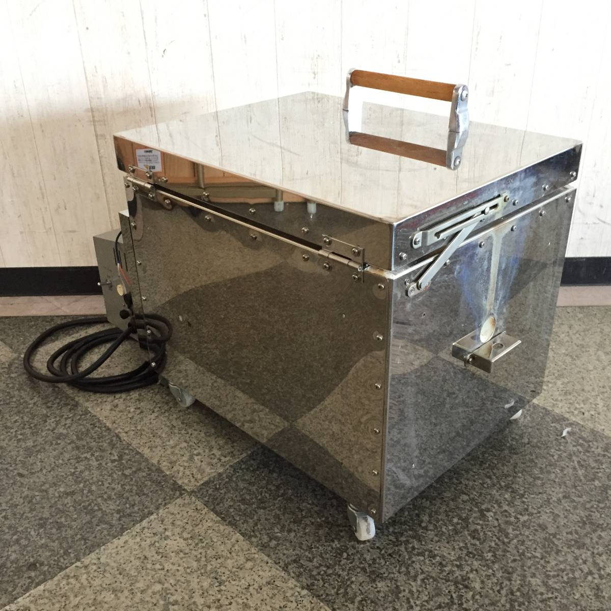 引取歓迎 通電OK 千代田セラミック 極楽窯 19kg 陶芸窯 電気窯 電気炉 新潟県(窯)｜売買されたオークション情報、yahooの商品情報をアーカイブ公開 - オークファン（aucfan.com）