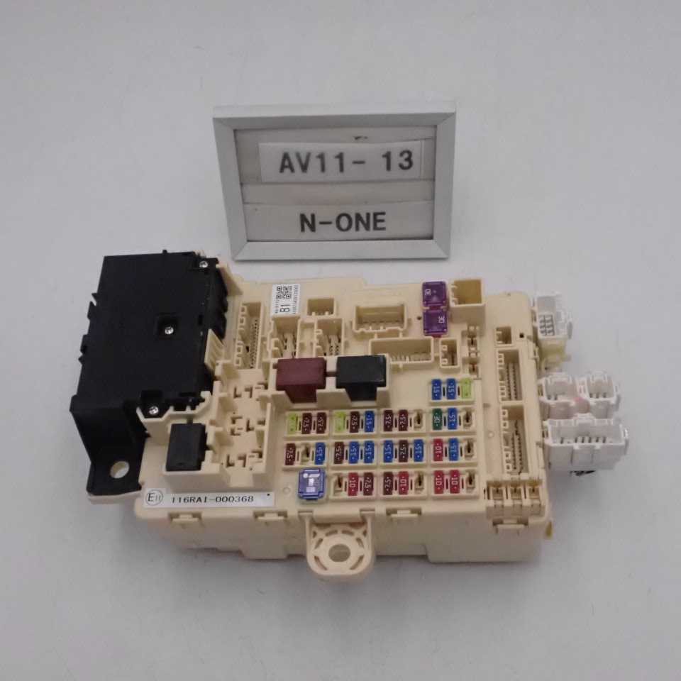 Yahoo!オークション - 平成26年 N-ONE エヌワン JG1 前期純正 室内ヒュ...