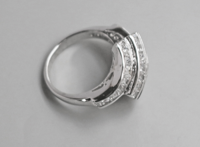 Yahoo!オークション - SV925 ジルコニア（CZ）リング 「Line」 プラチ...