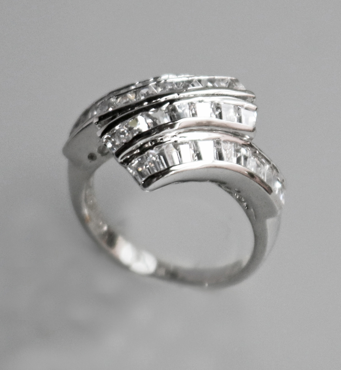 Yahoo!オークション - SV925 ジルコニア（CZ）リング 「Line」 プラチ...