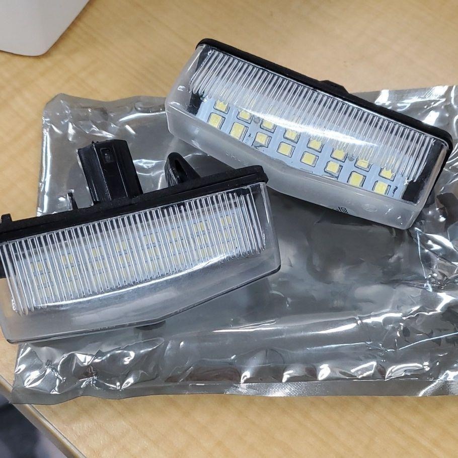 Yahoo!オークション - C155 LED ライセンスランプ ナンバー灯 トヨタ用...