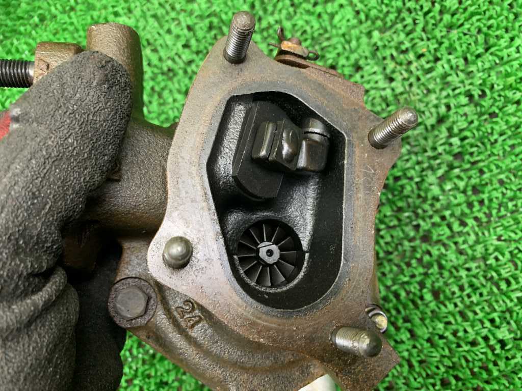 Yahoo!オークション - 15 ミニキャブタウンボックス U63W 4A30 ターボ...