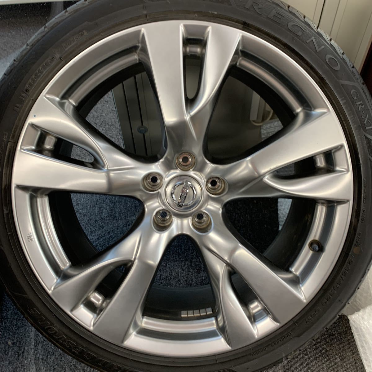 Yahoo!オークション - 日産 フーガ Y51 タイプS 純正ホイール 20インチ...