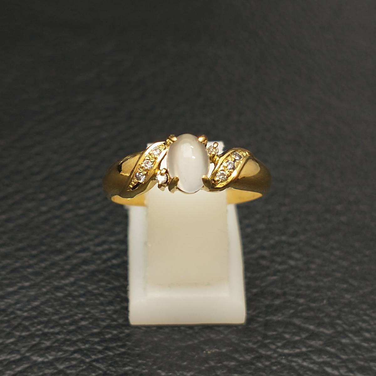 Yahoo!オークション - 新品仕上済み 半透明 石 ダイヤ 0.04ct デザイン...