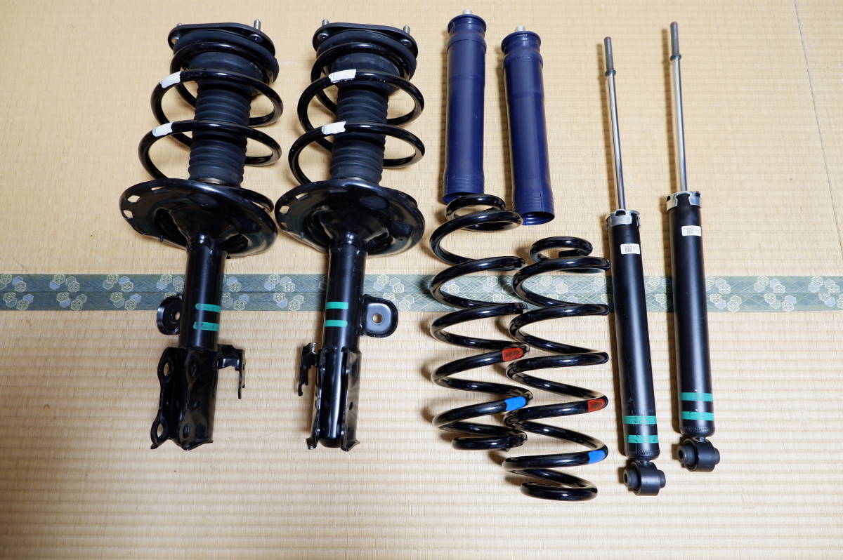 トヨタ ヴェルファイア 20系 純正 サスペンション 48510-58120 48520-58120 48530-58070×2 説明文を確認(サスペンションキット（一式）)｜売買された ...