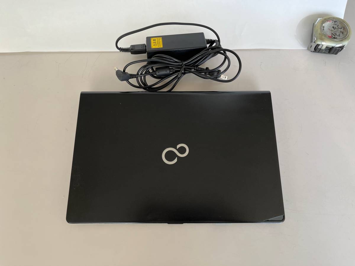 Yahoo!オークション - LIFEBOOK S904/H i5-4300U 10GB 320GBHDD win10 ...