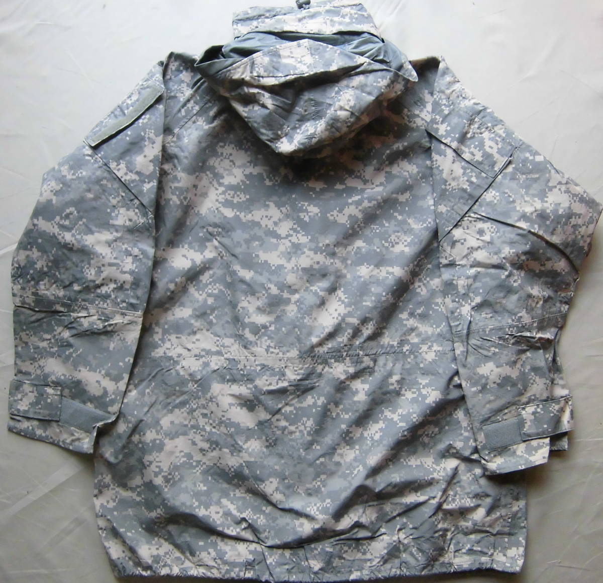 Yahoo!オークション - 米軍UCP/ACU ECWCSパーカーLL