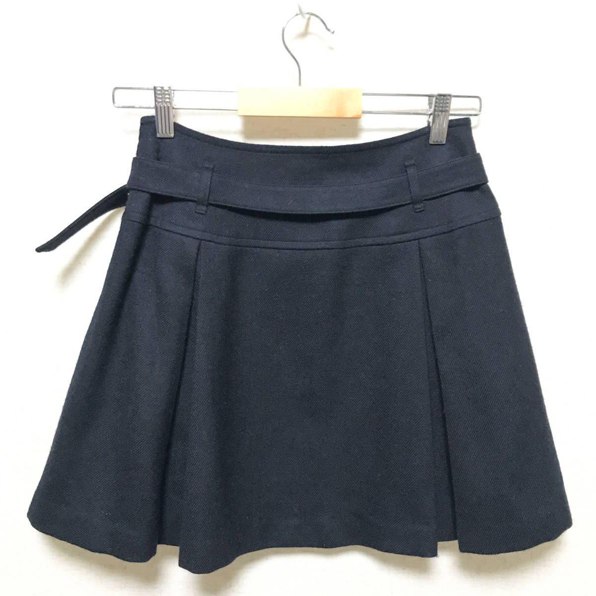 日本代購代標第一品牌【樂淘letao】－冬物 バーバリーブルーレーベル ウール スカート レディースM 紺ネイビー AF2212-4-S6-M12
