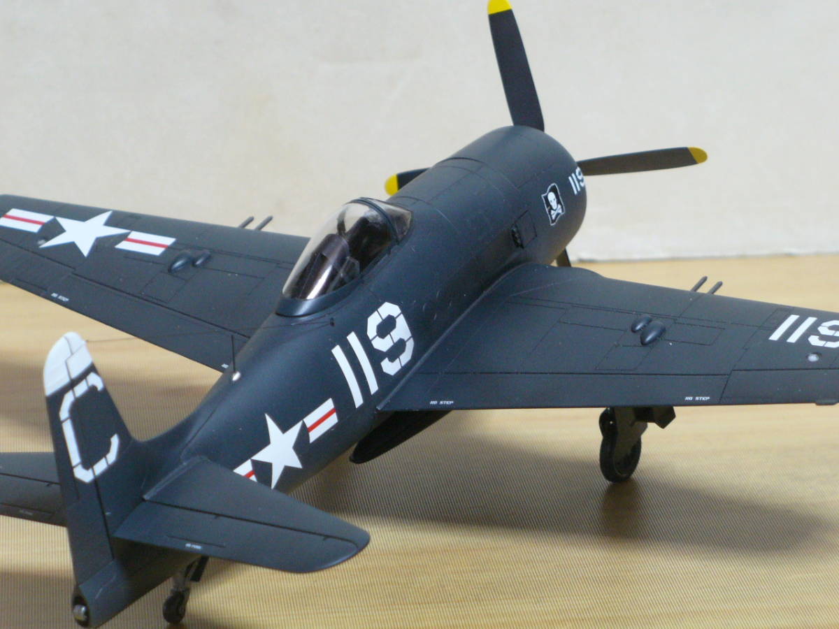 Yahoo!オークション - 完成品 1/48 グラマン F8F-2 ベアキャット