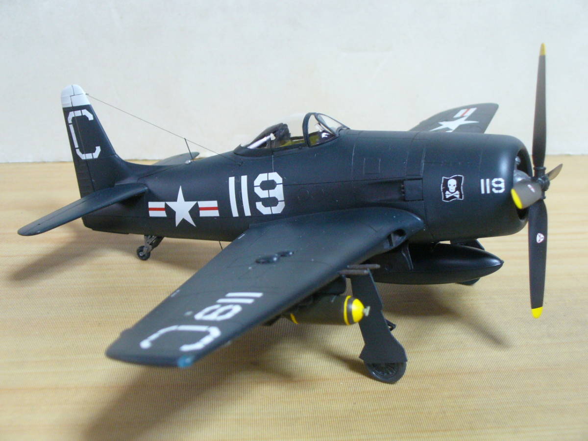 Yahoo!オークション - 完成品 1/48 グラマン F8F-2 ベアキャット