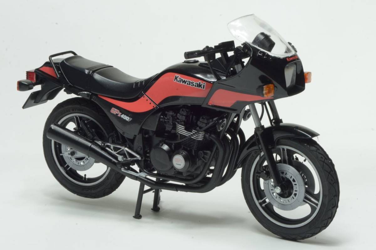 Yahoo!オークション - アオシマ GPZ400F 完成品