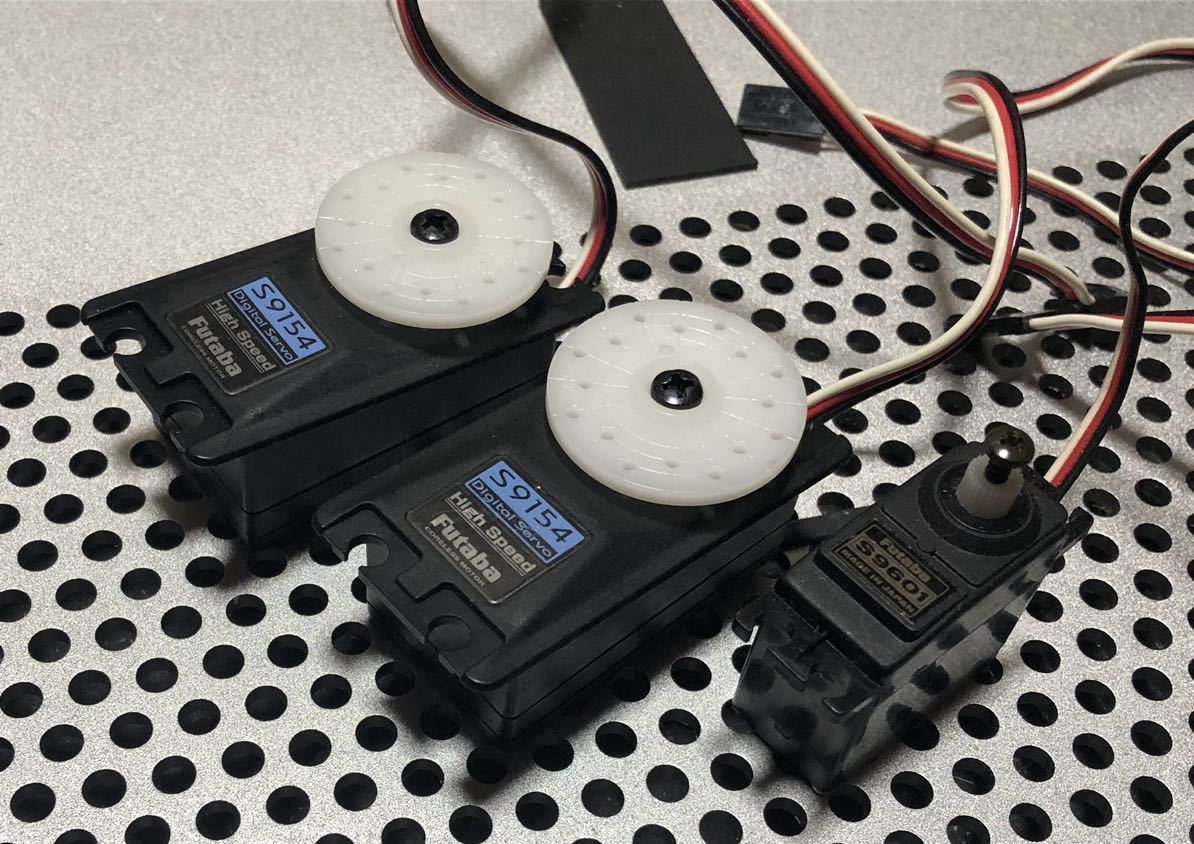 Yahoo!オークション - フタバS9154 2個とS9601 1個中古Futaba