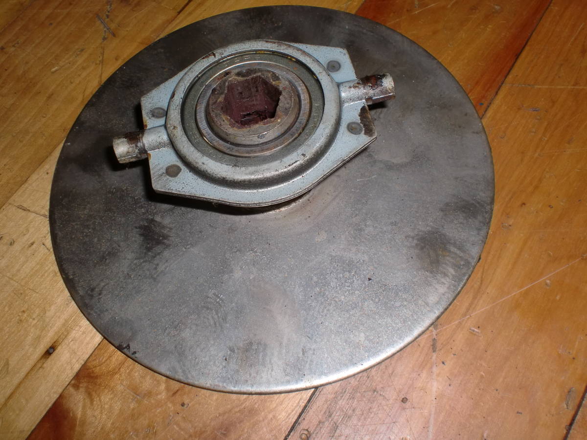 Yahoo!オークション - ヤマハ 除雪機 YSM560 中古 純正 フリクショ...