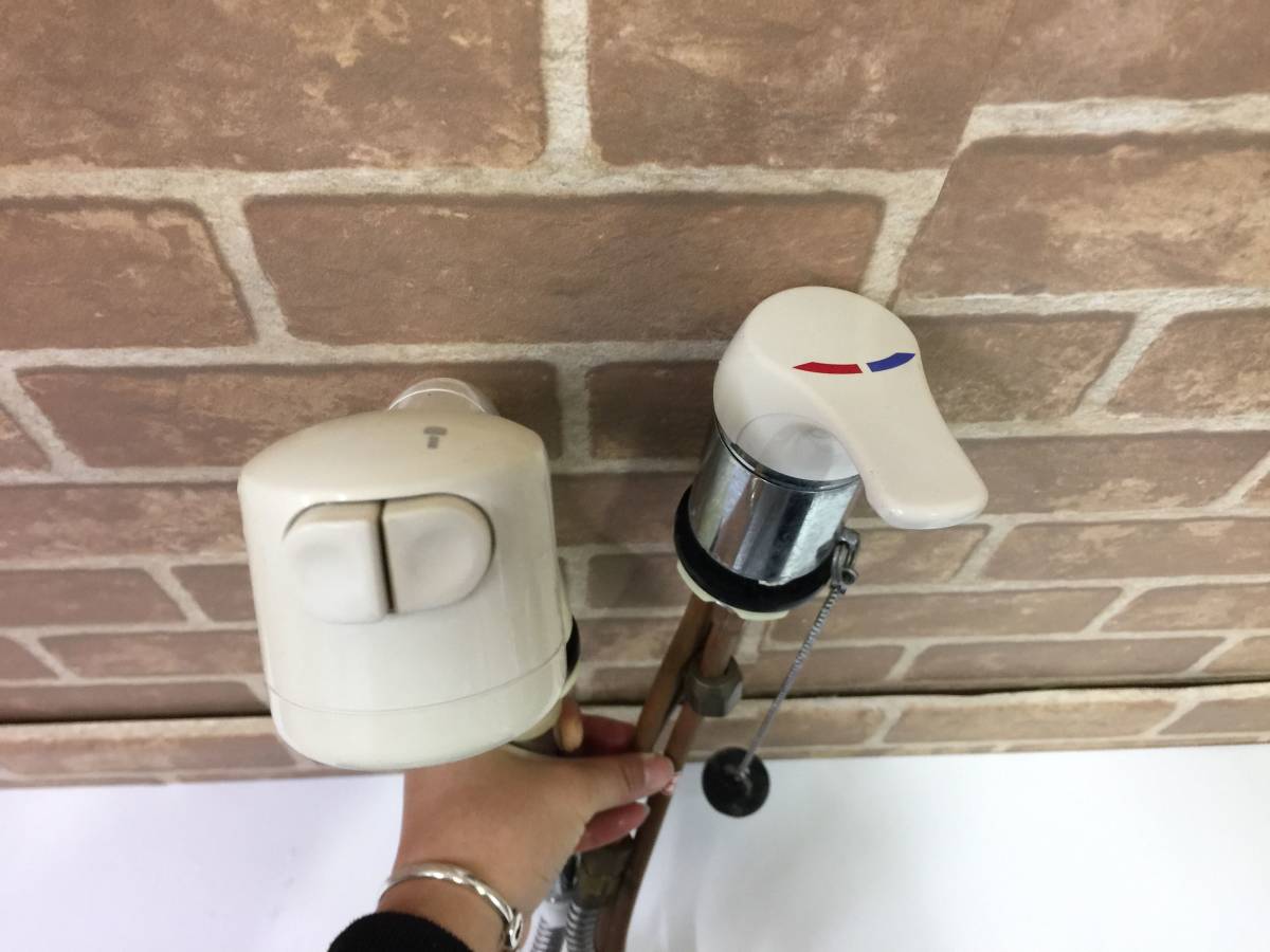 Yahoo!オークション - TOTO ホース収納式シングルレバー 洗髪シャワー...