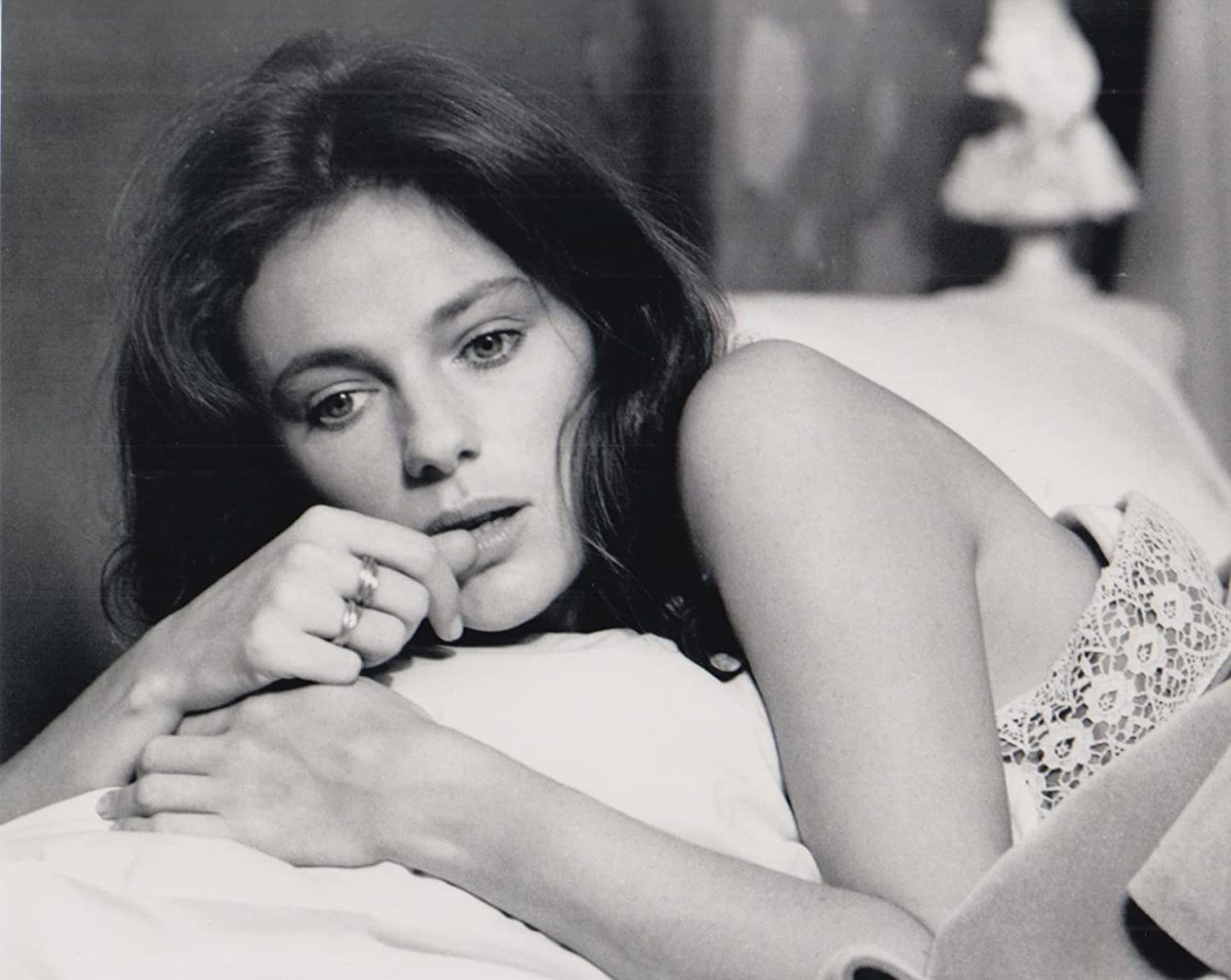 Yahoo オークション ジャクリーンビセット Jacqueline Bisset 映画
