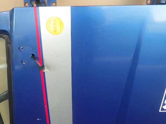 Yahoo!オークション - r4108-213 日産 UD トラックス クオン ドア ヒン...