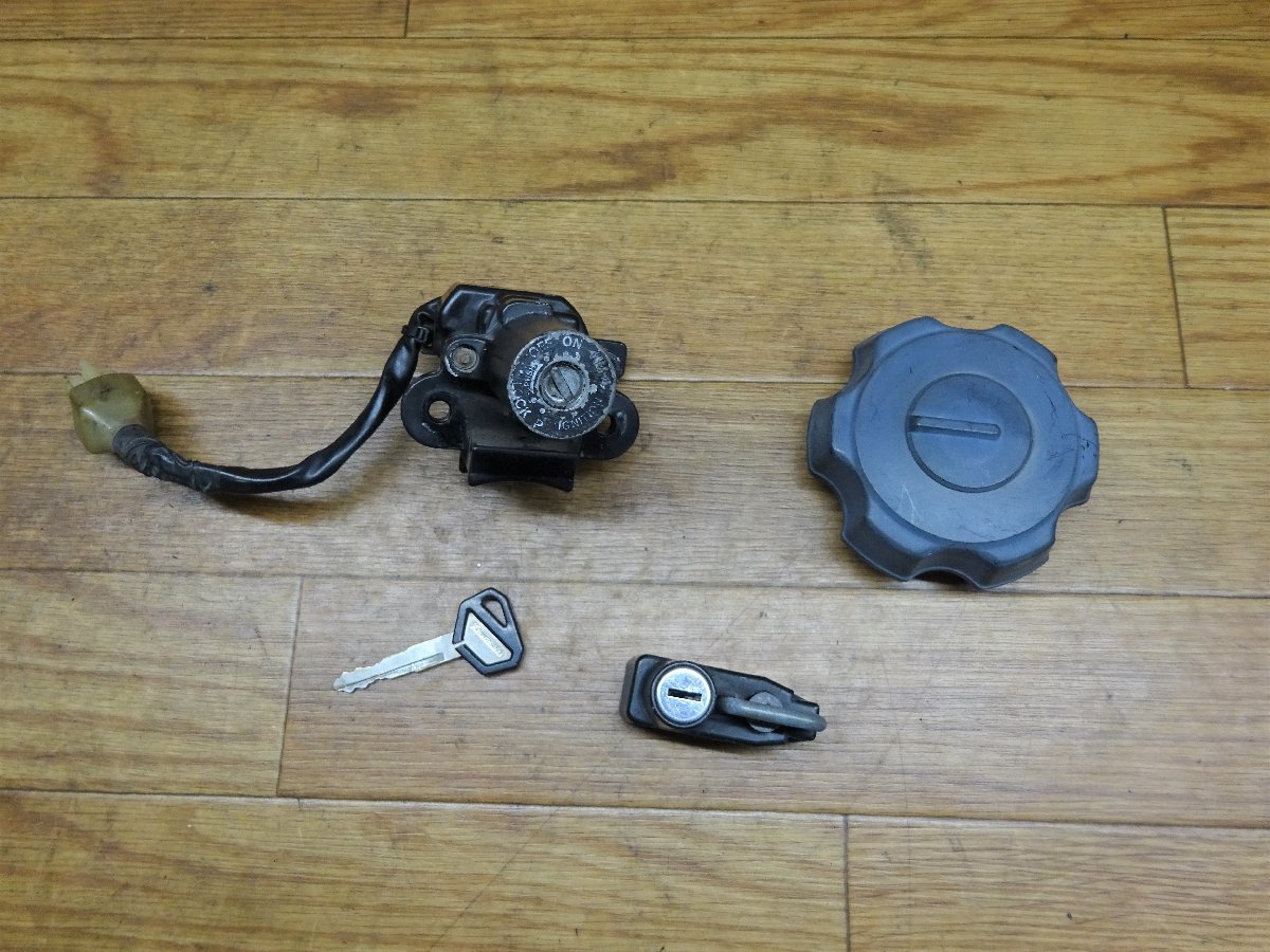 Yahoo!オークション - [K83] Dトラッカー KLX250 LX250E 純正 キーセッ...