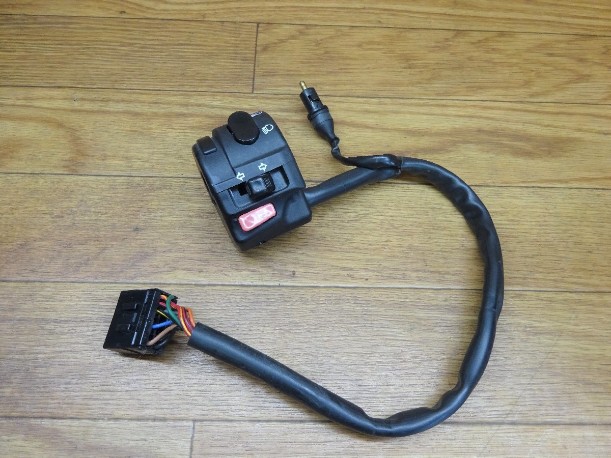 Yahoo!オークション - [G69] トライアンフ デイトナ675R 純正 ハンドル...