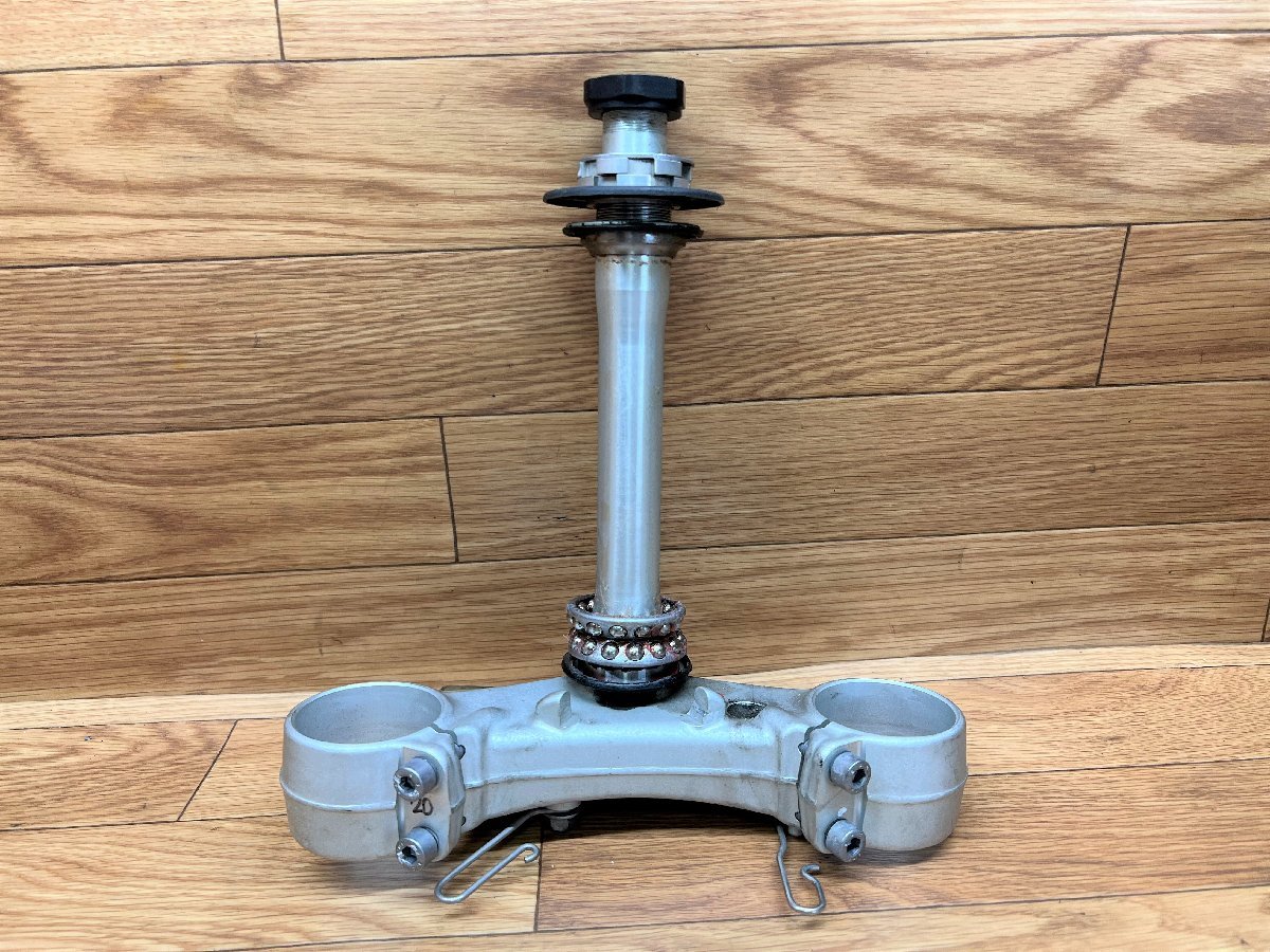 Yahoo!オークション - [G69] トライアンフ デイトナ675R 純正 ステアリ...