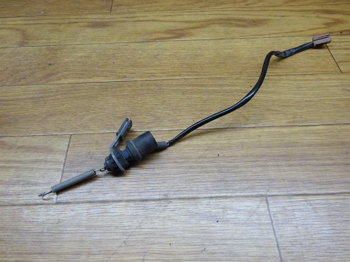 Yahoo!オークション - [Y86] YZF-R1 RN13N 純正 リアブレーキセンサー ...