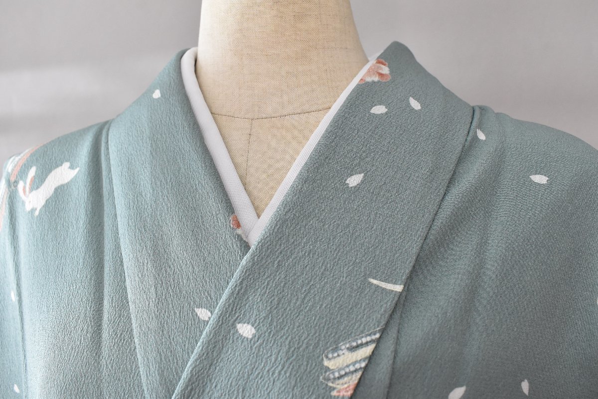 桜庭呉服店 小紋 着物 兎 うさぎ 動物文様 花 可愛い おしゃれ 身丈148cm 裄丈62cm kb-2601(仕立て上がり)｜売買されたオークション情報、yahooの商品情報をアーカイブ ...