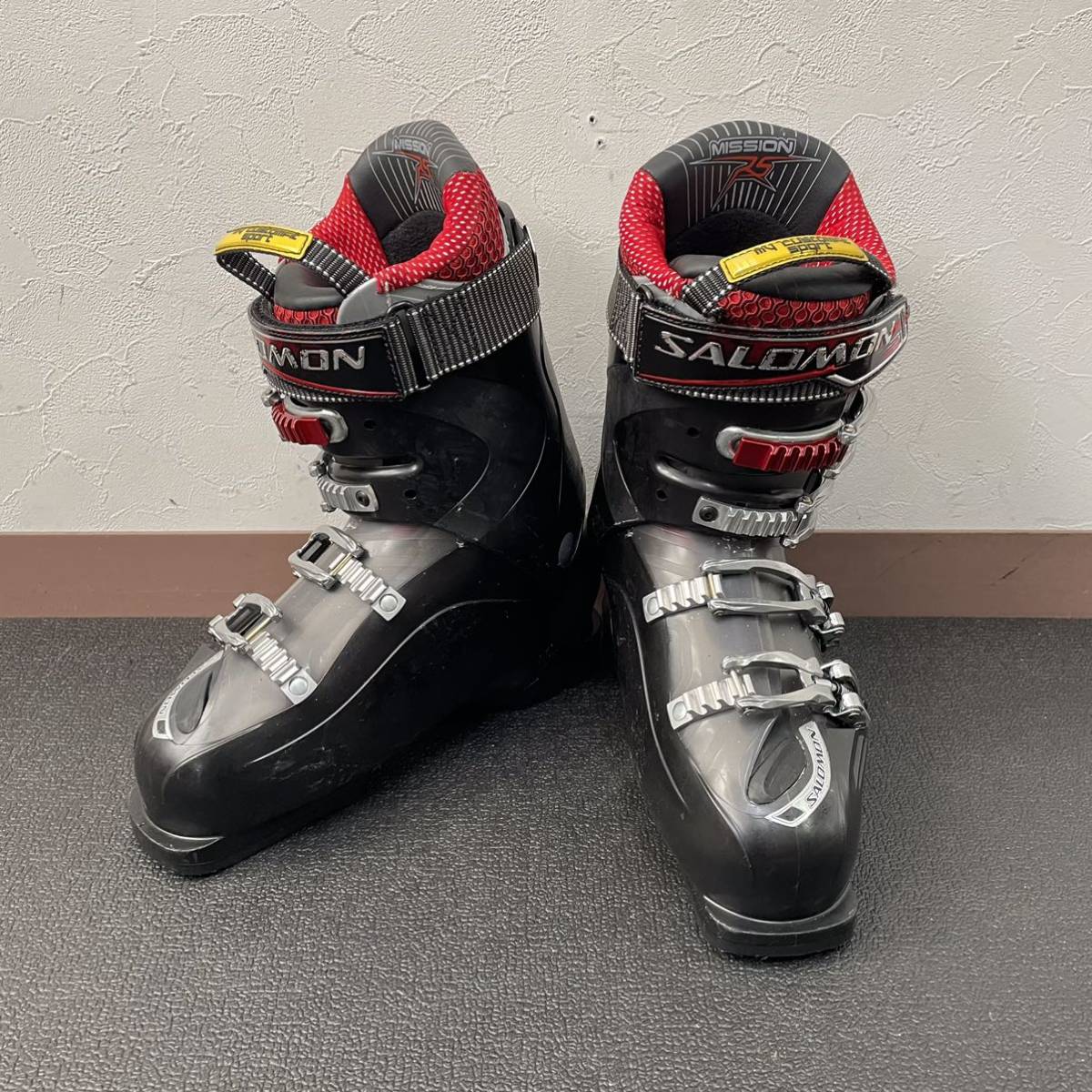 SB032 スキーブーツ SALOMON サロモン MISSION R5 CF サイズ：25 25.5cm 298mm ファンスキー スキー用品 スノーウェア(25.5cm)｜売買された ...