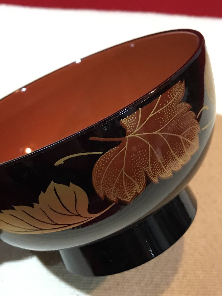 Yahoo!オークション - A5097 漆器 【お椀 汁椀 黒/赤 葉の絵柄 20客セ...