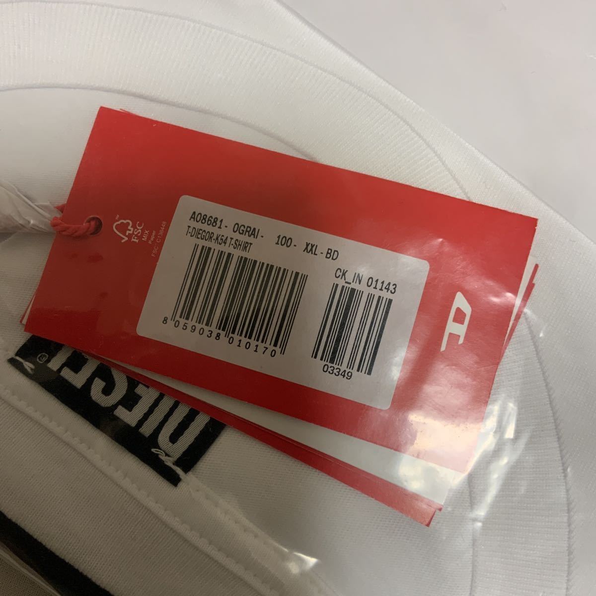 Yahoo!オークション - 洗練されたデザイン DIESEL T-DIEGOR-K54 ホワイ...