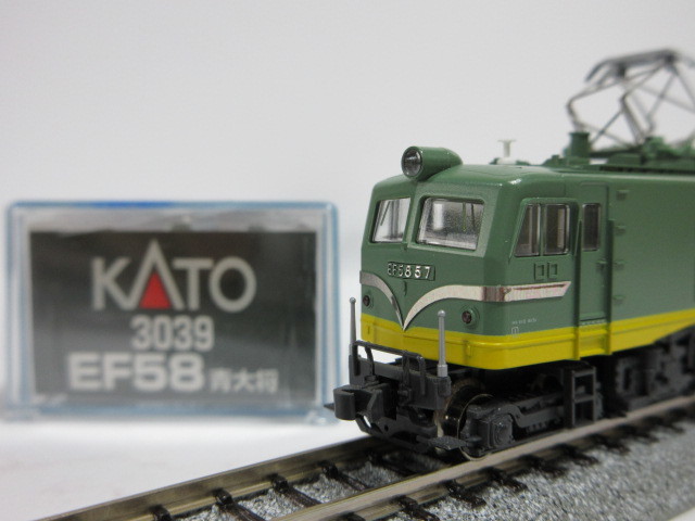 Yahoo!オークション - N KATO 3039 EF58 青大将 大窓 初期形 直流電気...