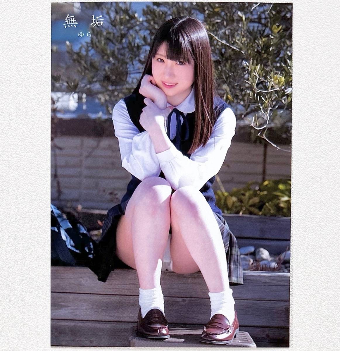 Yahoo!オークション - ゆら 特典写真 無垢 パンチラ セクシーアイドル ...